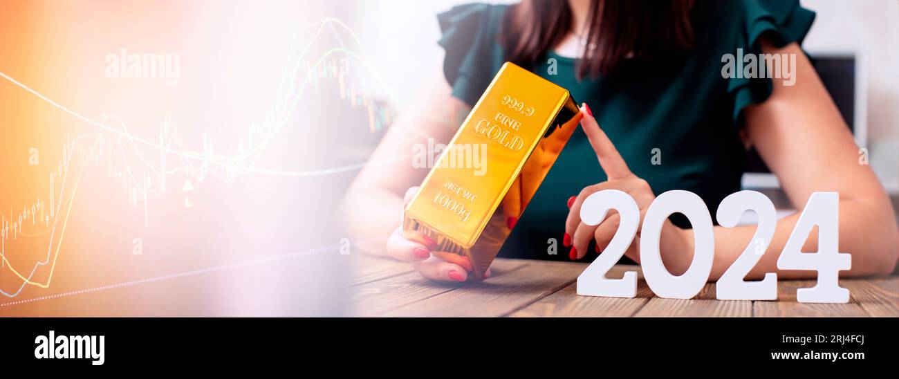 The idea of investing money in 2024, girl chooses gold as capital is ...