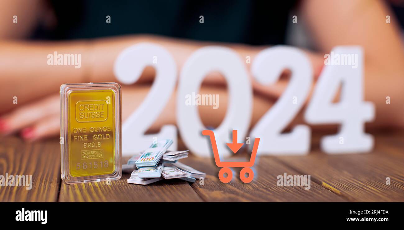 The idea of investing money in 2024, girl chooses gold as capital is ...