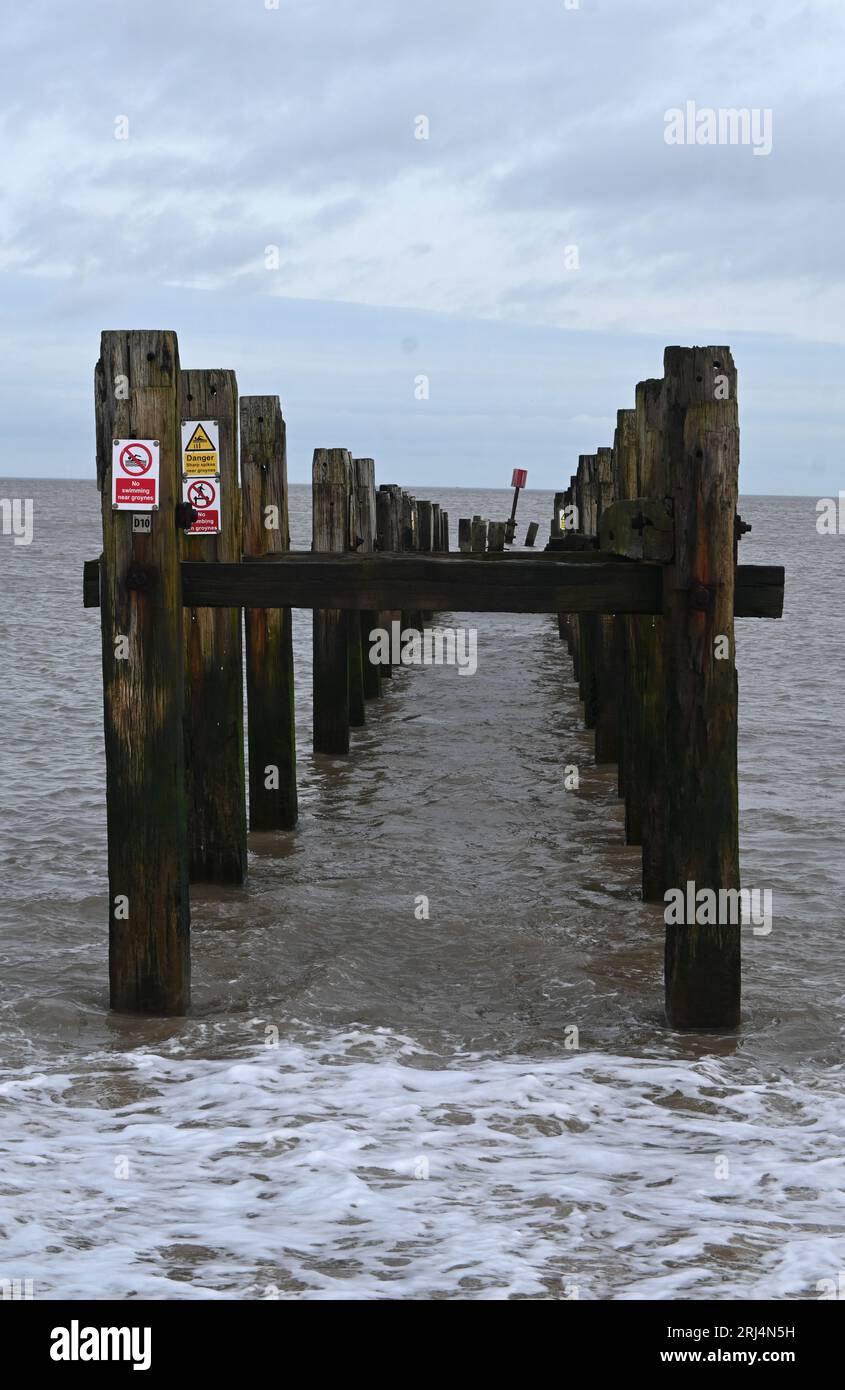 groynes, north sea, lowestoft Stock Photo - Alamy