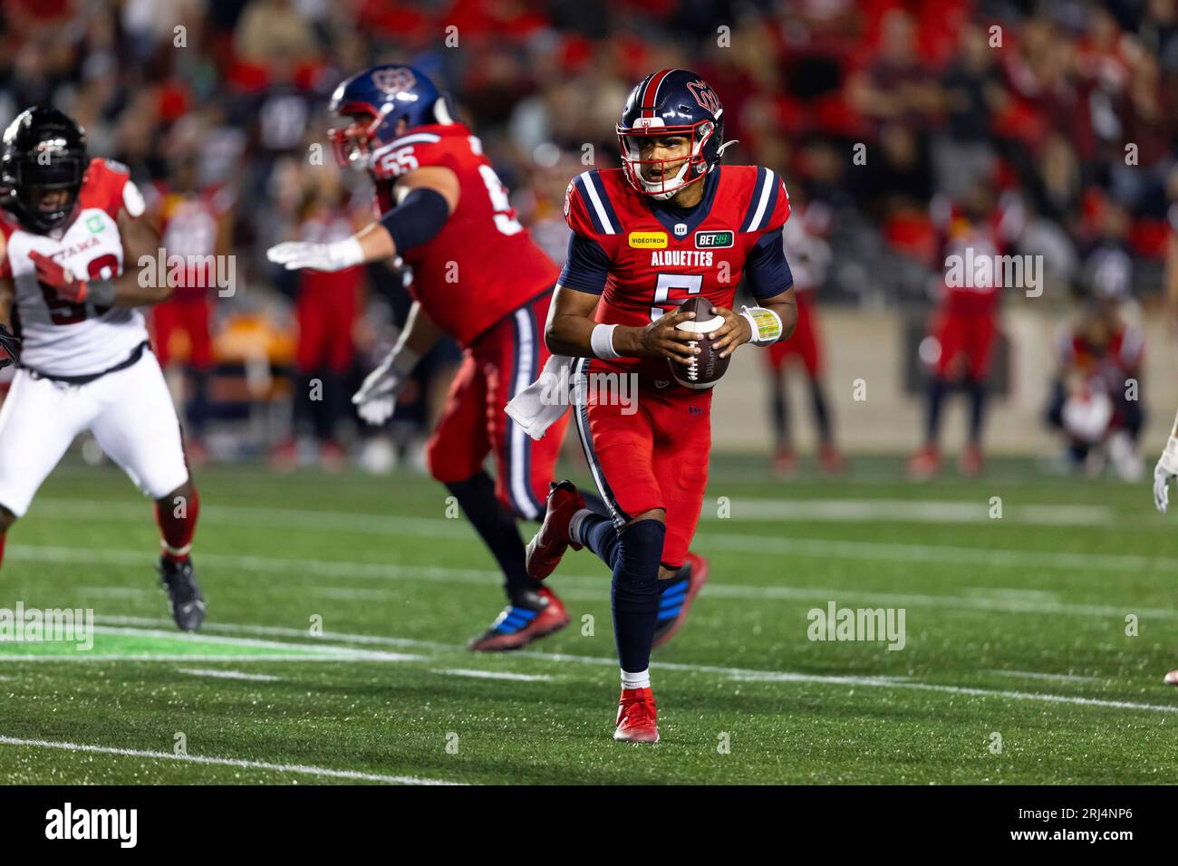 OTTAWA, ON - AUGUST 19: Montreal Alouettes quarterback Caleb Evans (5 ...