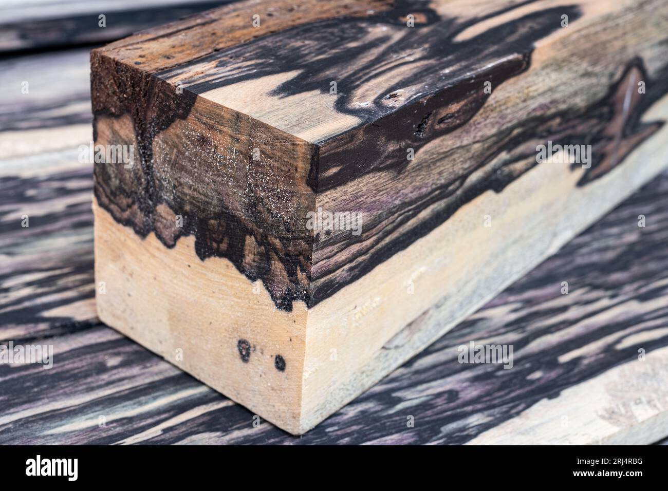 Black and White Ebony wood timber natural Stock Photo - Alamy