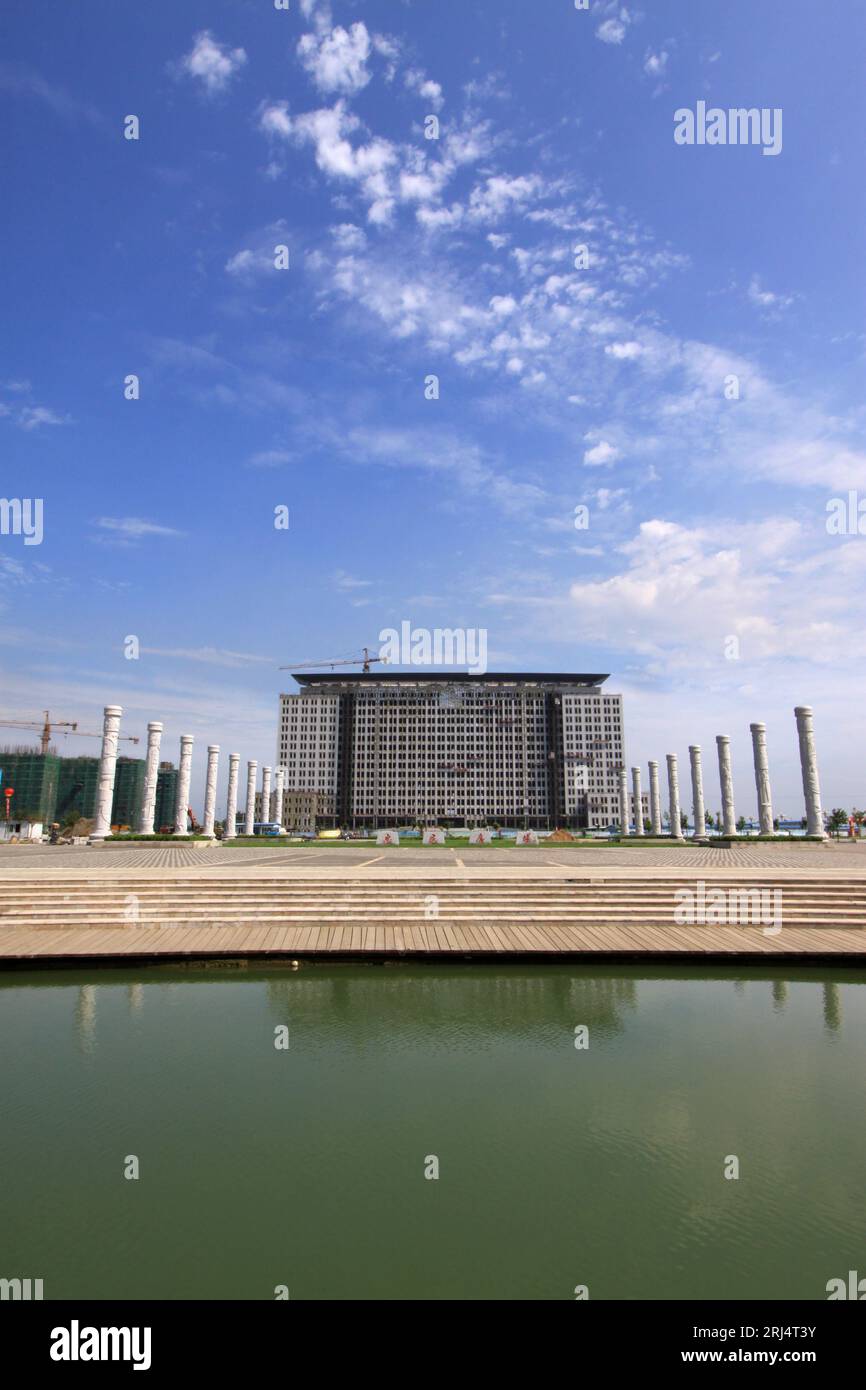 Tall buildings under hi-res stock photography and images - Alamy