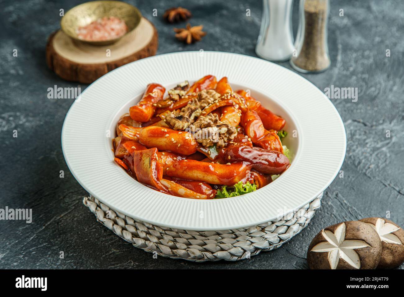 Stir-fried Rice Cake, Koran Style Tteokbokki Stock Photo - Alamy
