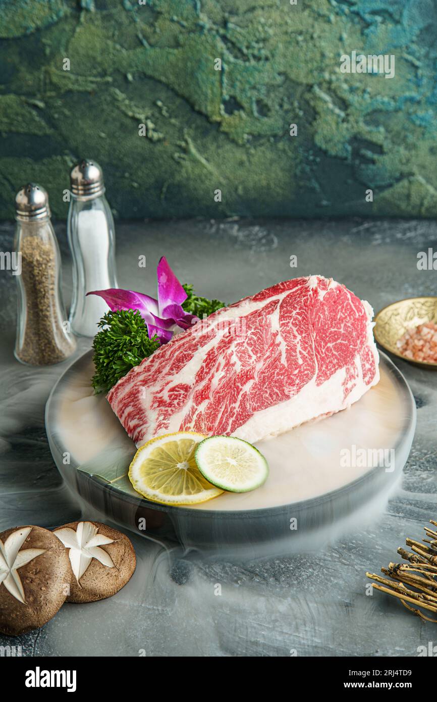 tokujoh Karubi Boneless rib - Front ,lower rib section, for Japanese ...