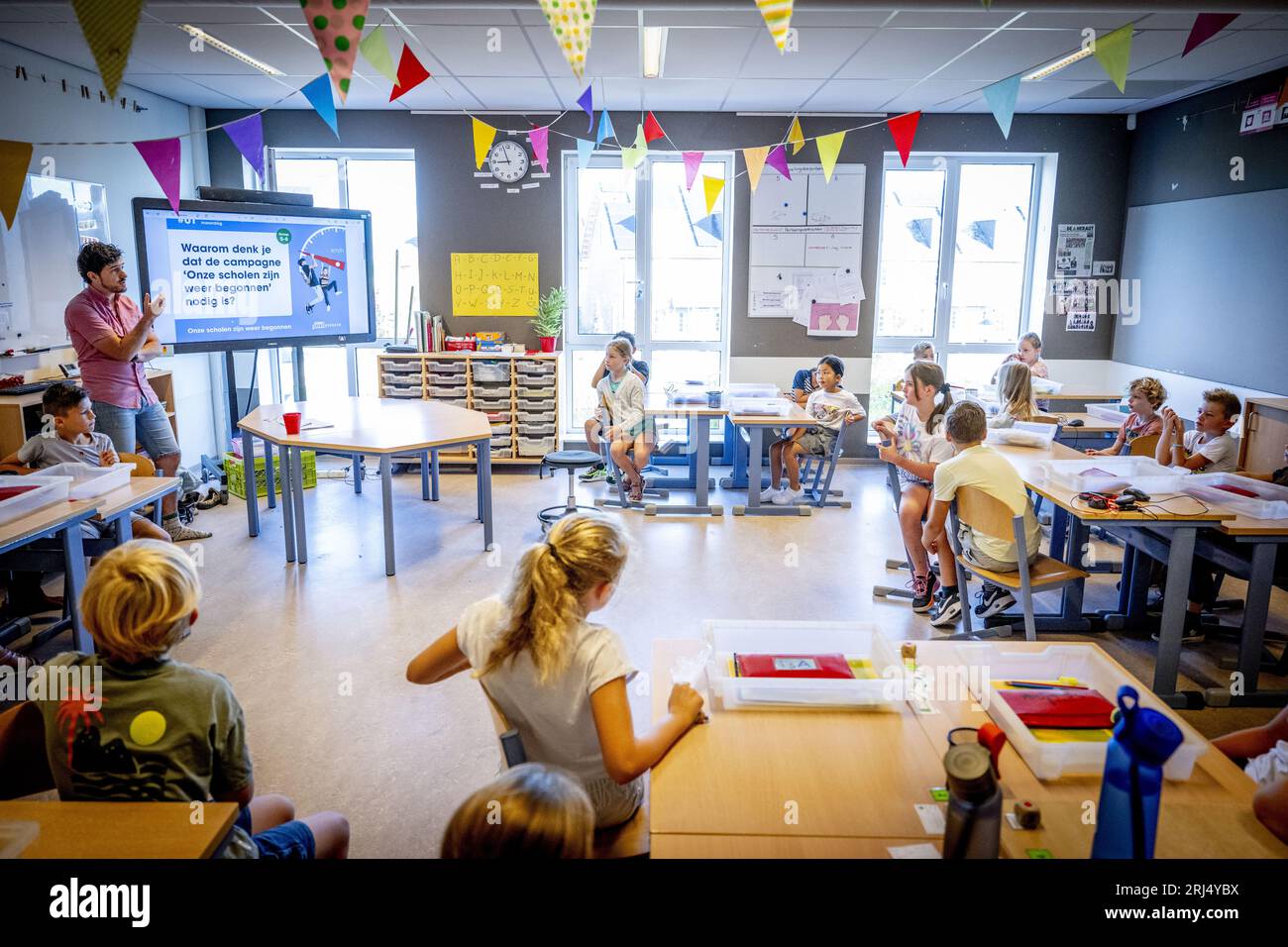 BERKEL AND RODENRIJS - At De Gouden Griffel primary school, the go ...