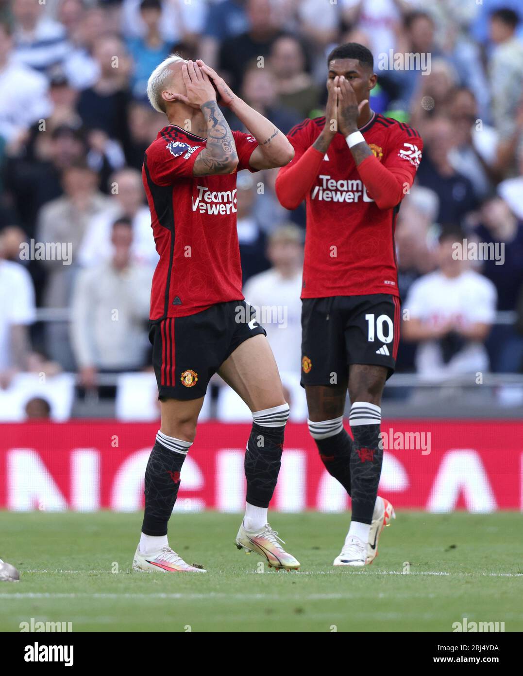 London, UK. 19th Aug, 2023. Antony (MU) Marcus Rashford (MU) at the ...