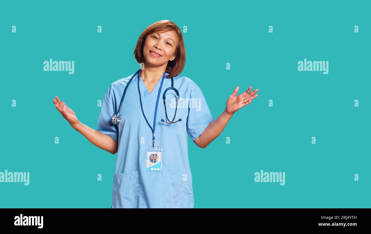 Woman medical mask she hears hi-res stock photography and images - Alamy