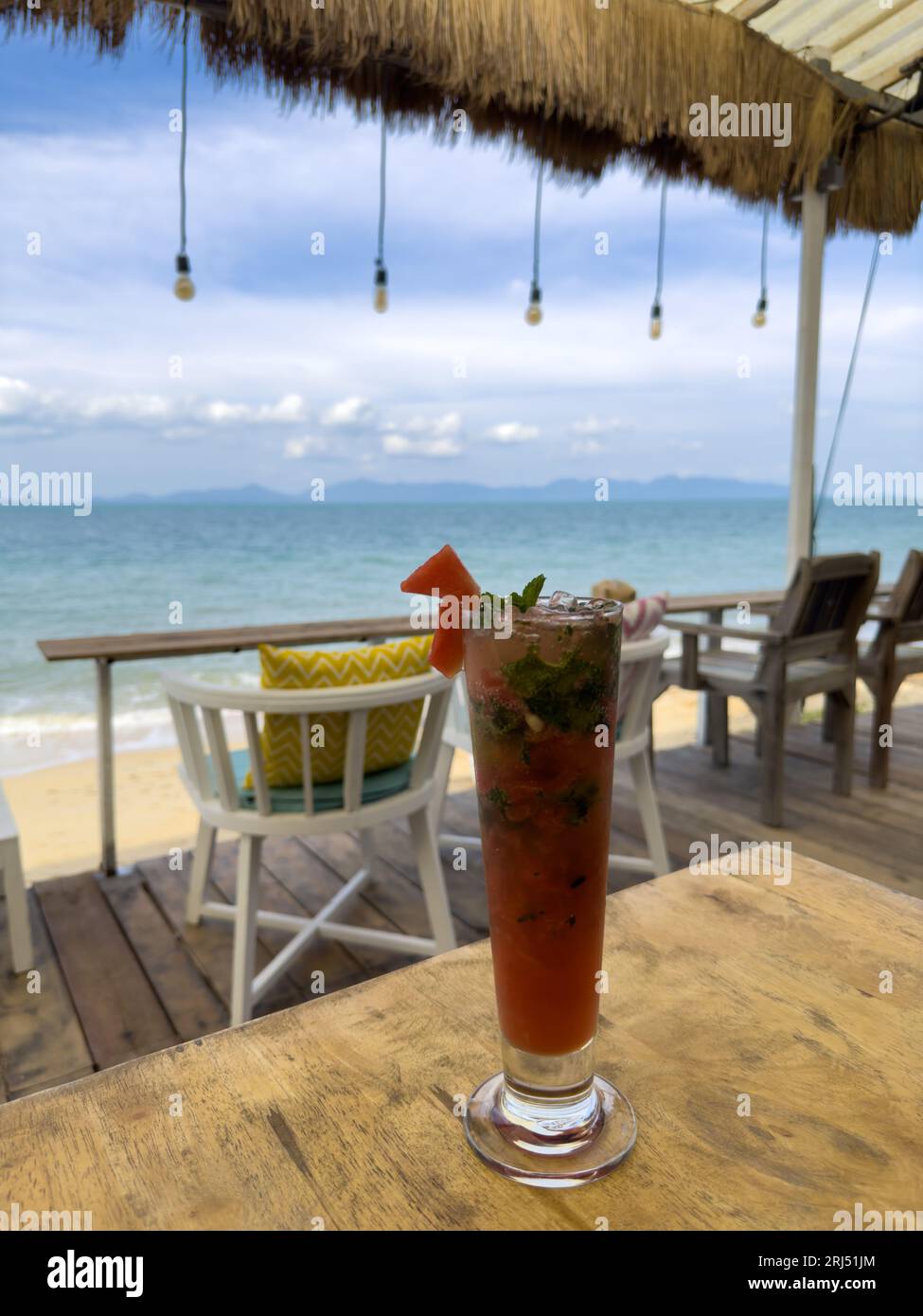 Refreshing drink on beachside hi-res stock photography and images - Alamy