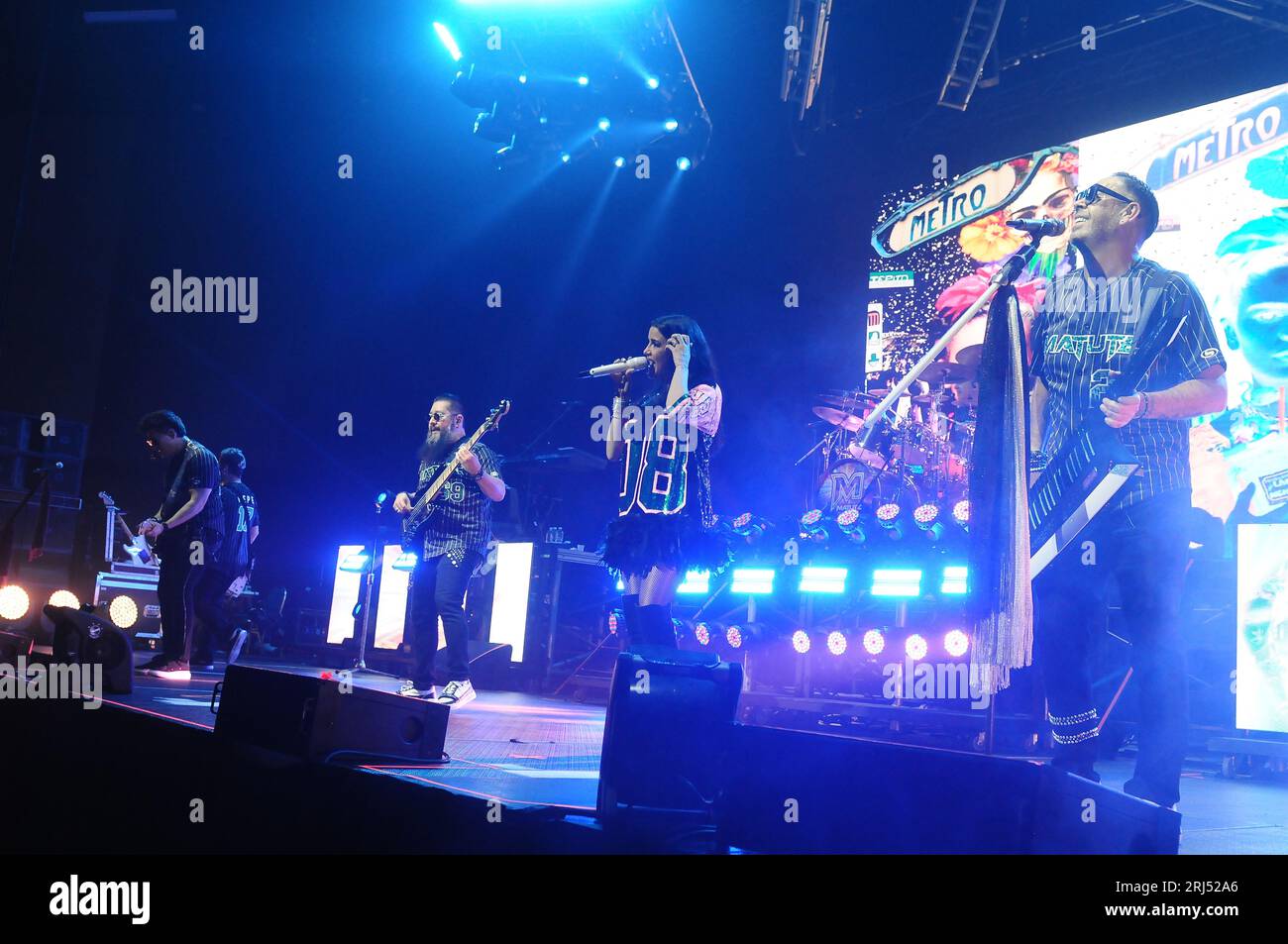 MIAMI, FLORIDA - AUGUST 17: Pepe Sánchez, Ignacio "Nacho" Izeta, Tana ...