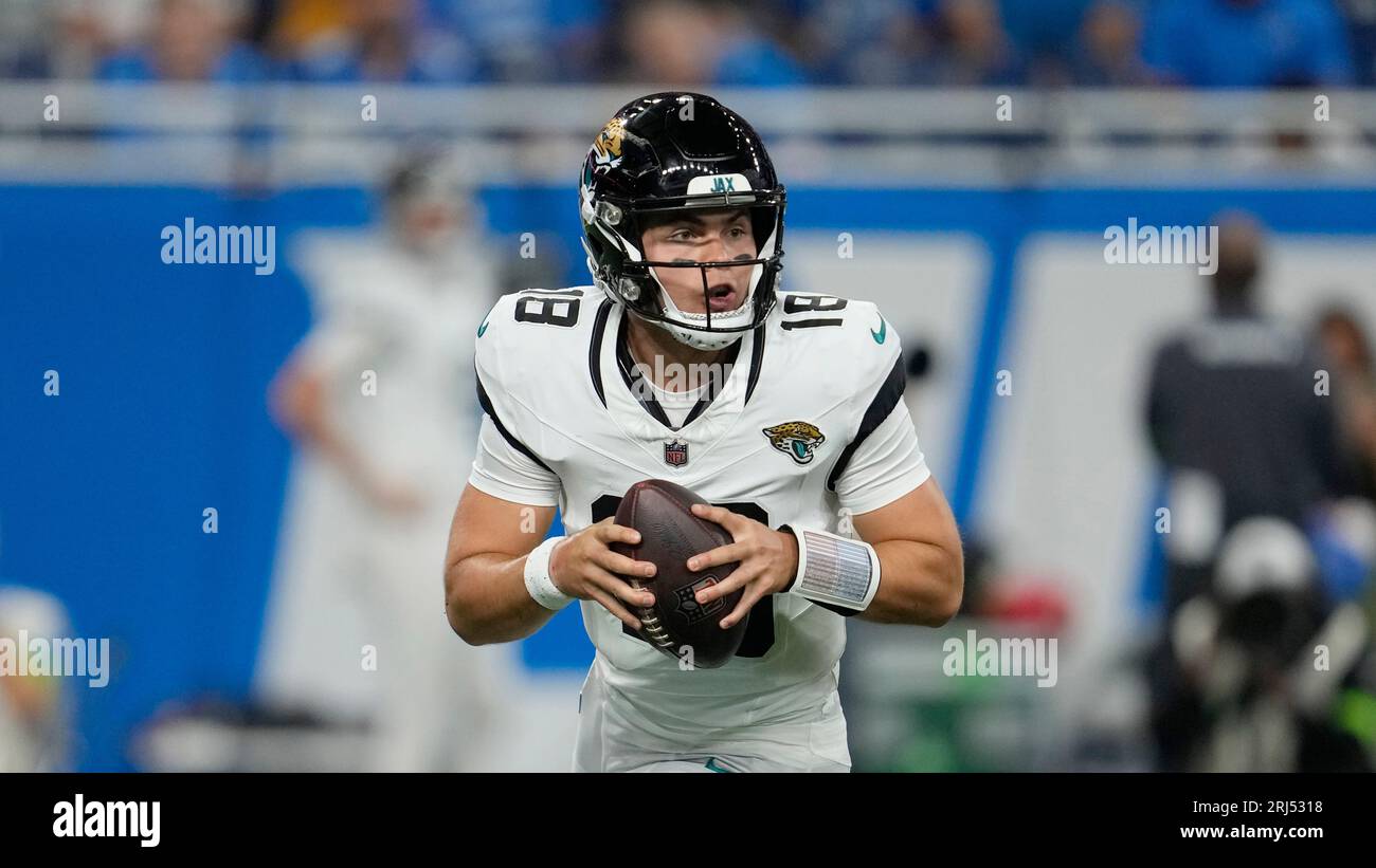 Jacksonville Jaguars quarterback Nathan Rourke (18) runs out of the ...