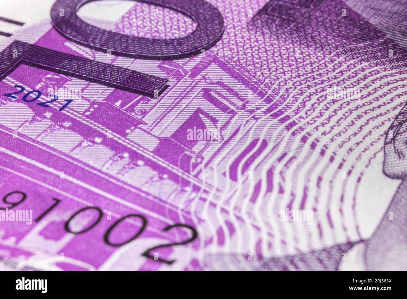 Philippine 100 peso bill hi-res stock photography and images - Alamy