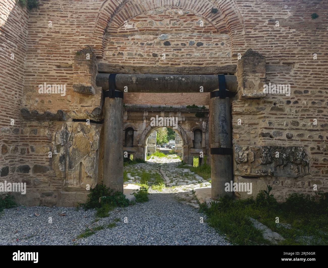ancient city tour , medieval habitat , Iznik City Walls in the Province ...