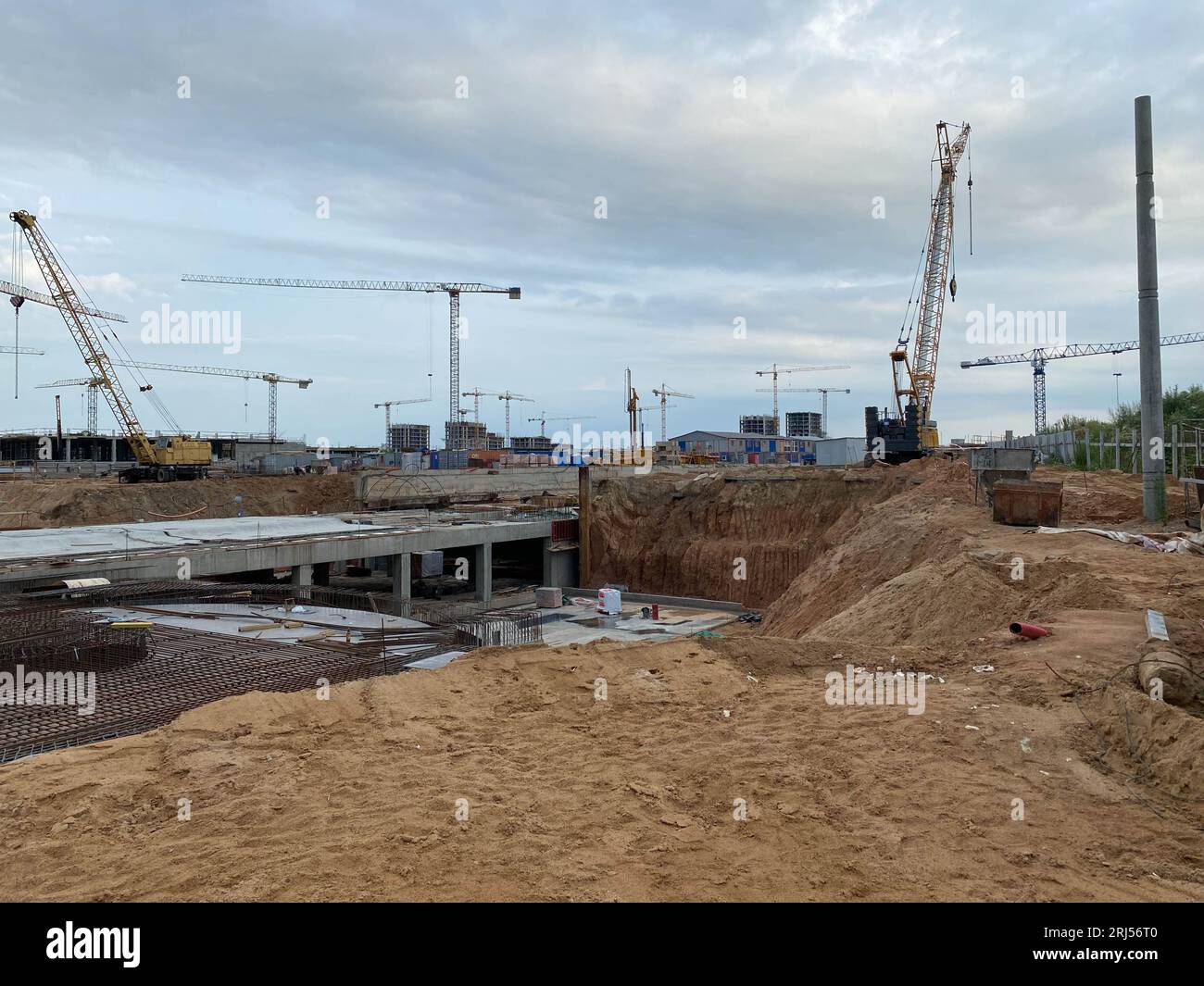 Construction of a large underground infrastructure industrial facility ...