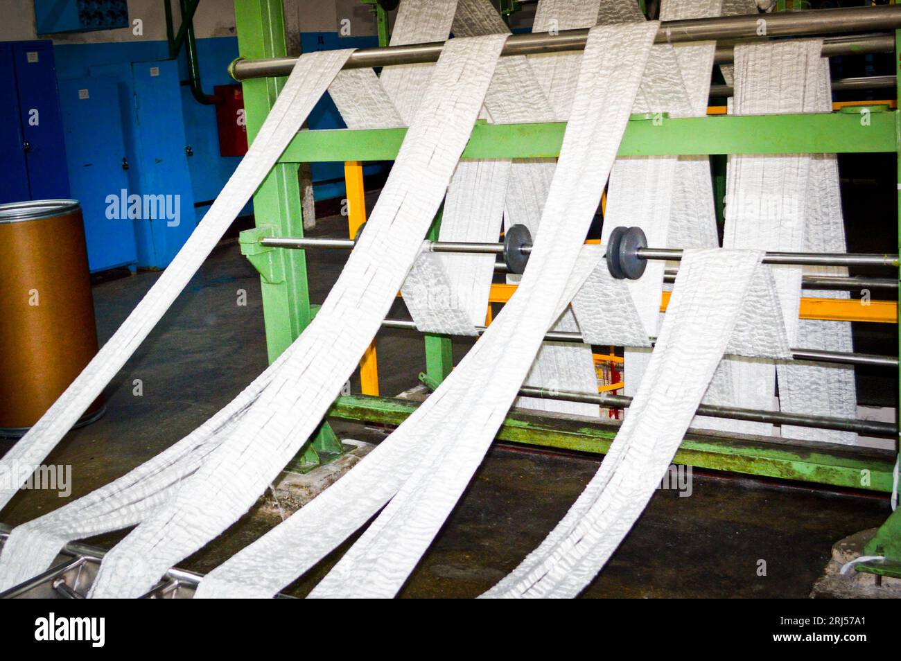 Synthetic fabric process hi-res stock photography and images - Alamy