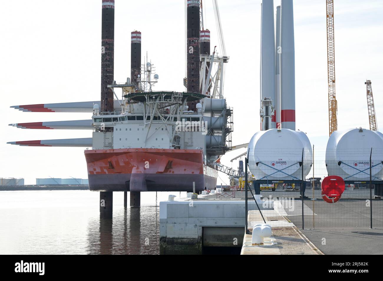 FRANCE, Le Havre port, Siemens Gamesa renewable energy SGRE production ...