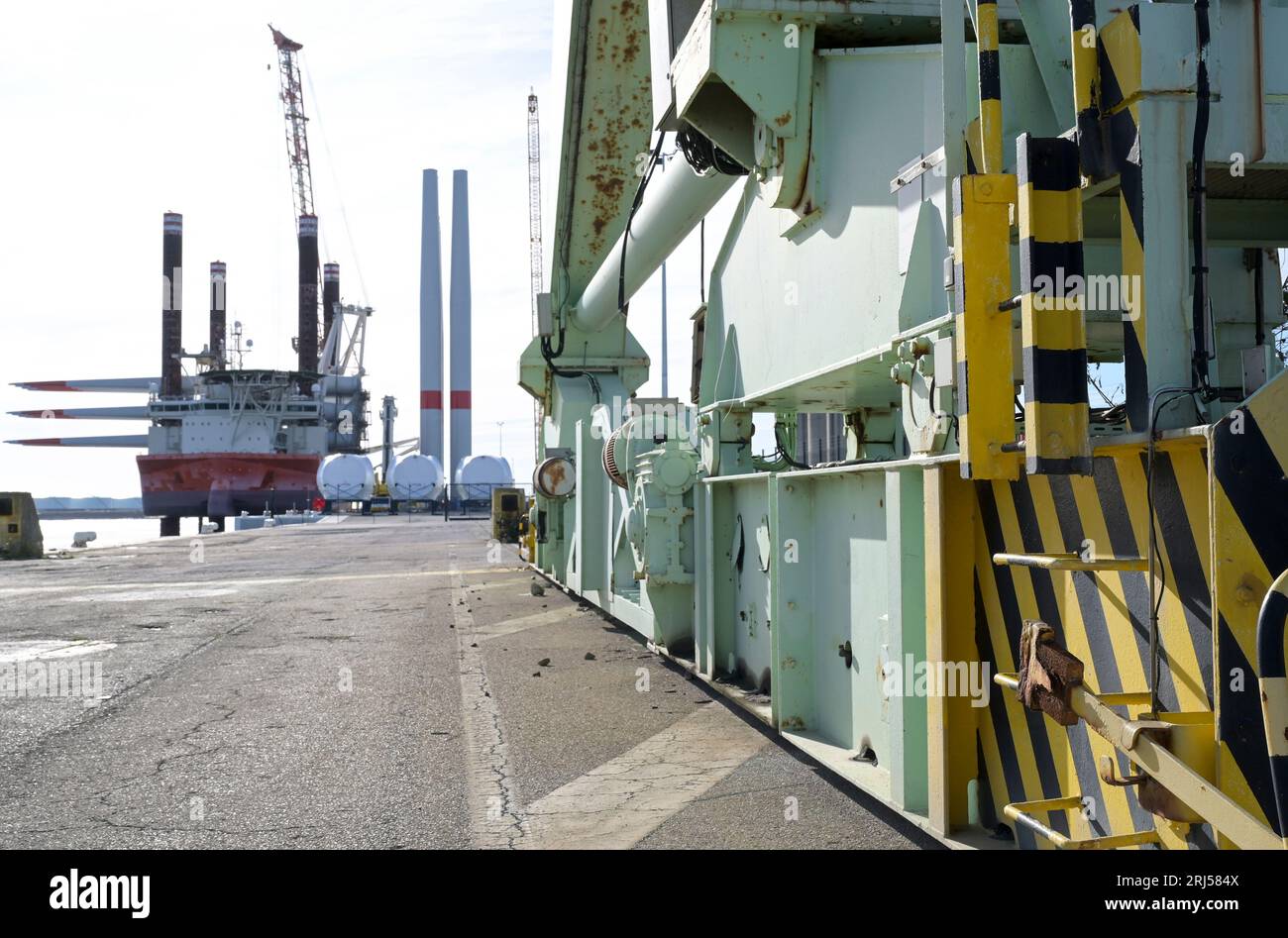 FRANCE, Le Havre port, Siemens Gamesa renewable energy SGRE production ...