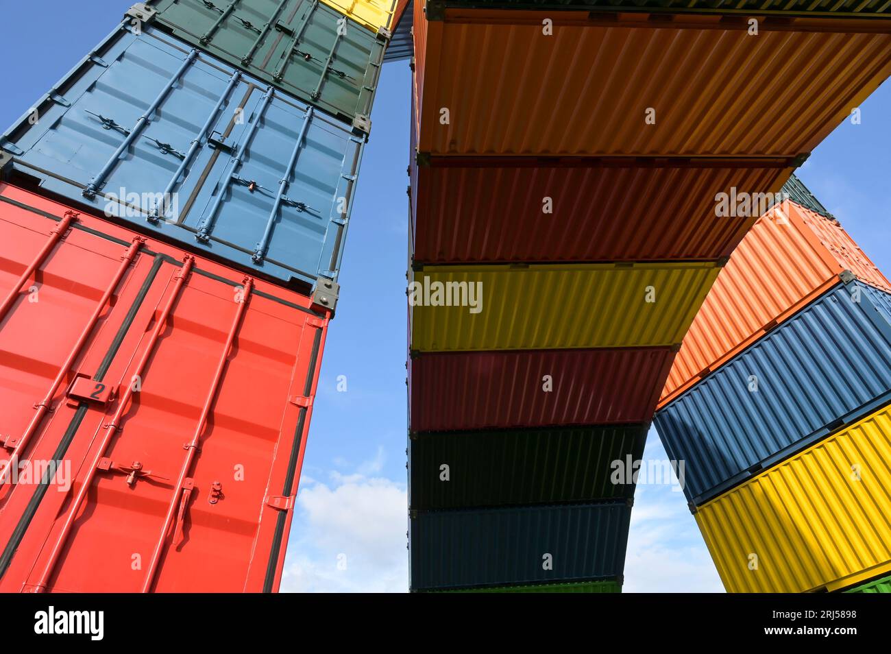 20 fuss container hi-res stock photography and images - Alamy