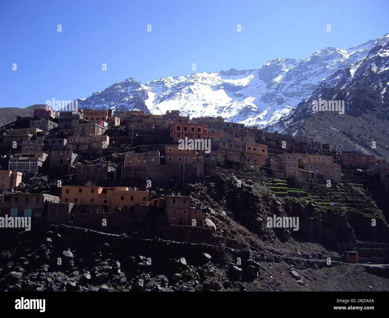 Mountain towns high atlas hi-res stock photography and images - Alamy