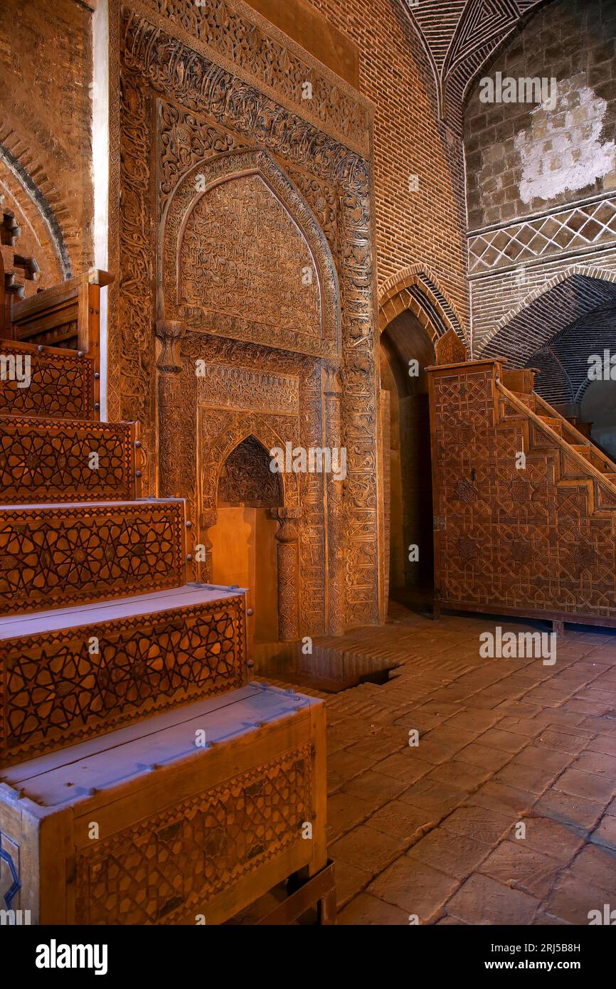 Chairs in the traditional Jameh Mosque prayer of Isfahan, UNESCO World ...