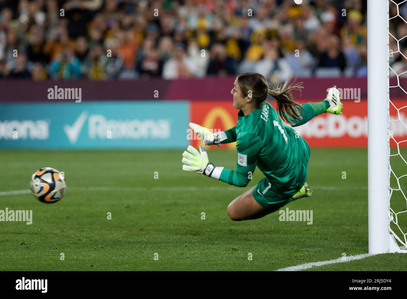 Sydney, Australia. 20th Aug, 2023. Mary Earps of England blocks the ...