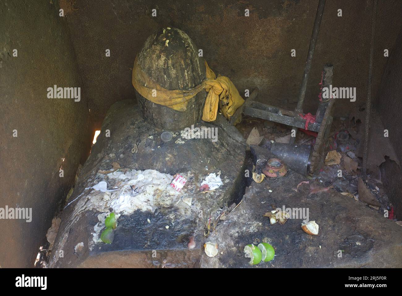 Phallic shrine hi-res stock photography and images - Alamy