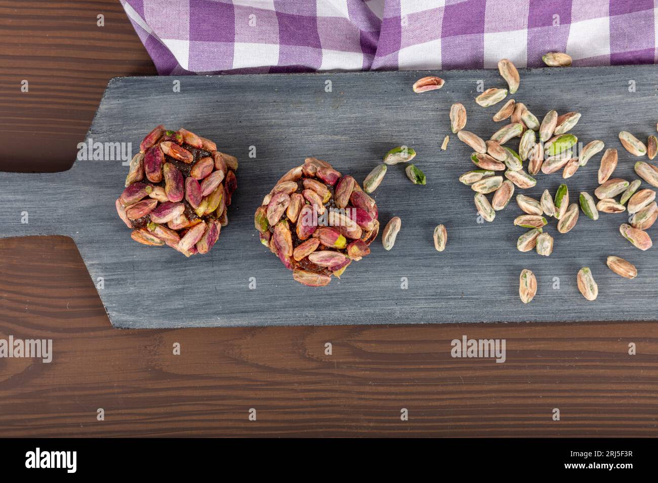 Turkish Dessert Cezerye with Hazelnut, Almond or pistachio. Turkish ...