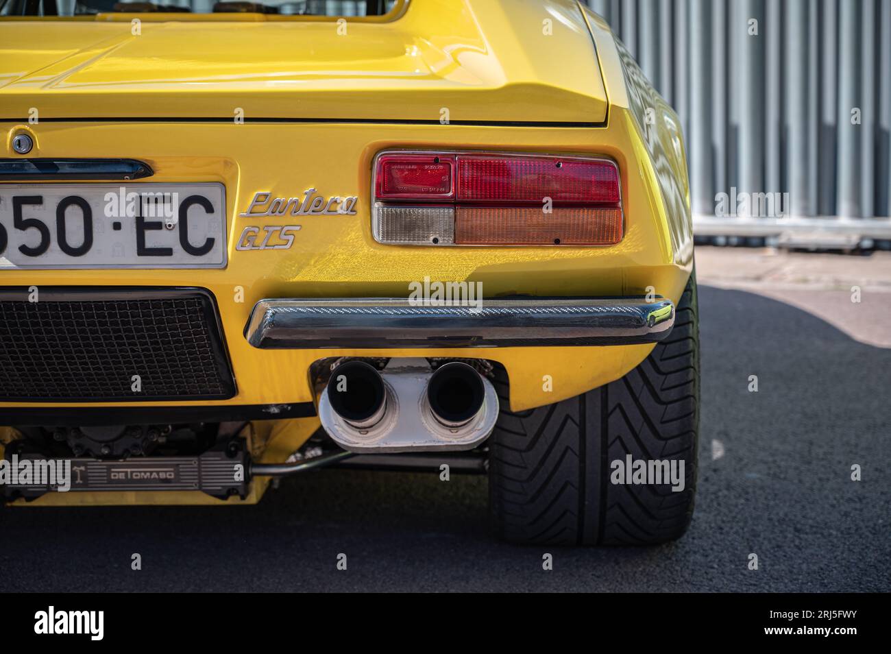 Detail of the rear of a yellow De Tomaso Pantera GTS Stock Photo - Alamy