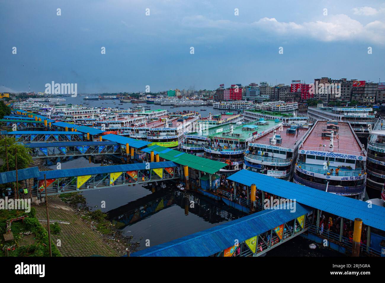 Hundreds of vessels anchored at the Sadarghat Launch Terminal in Old ...