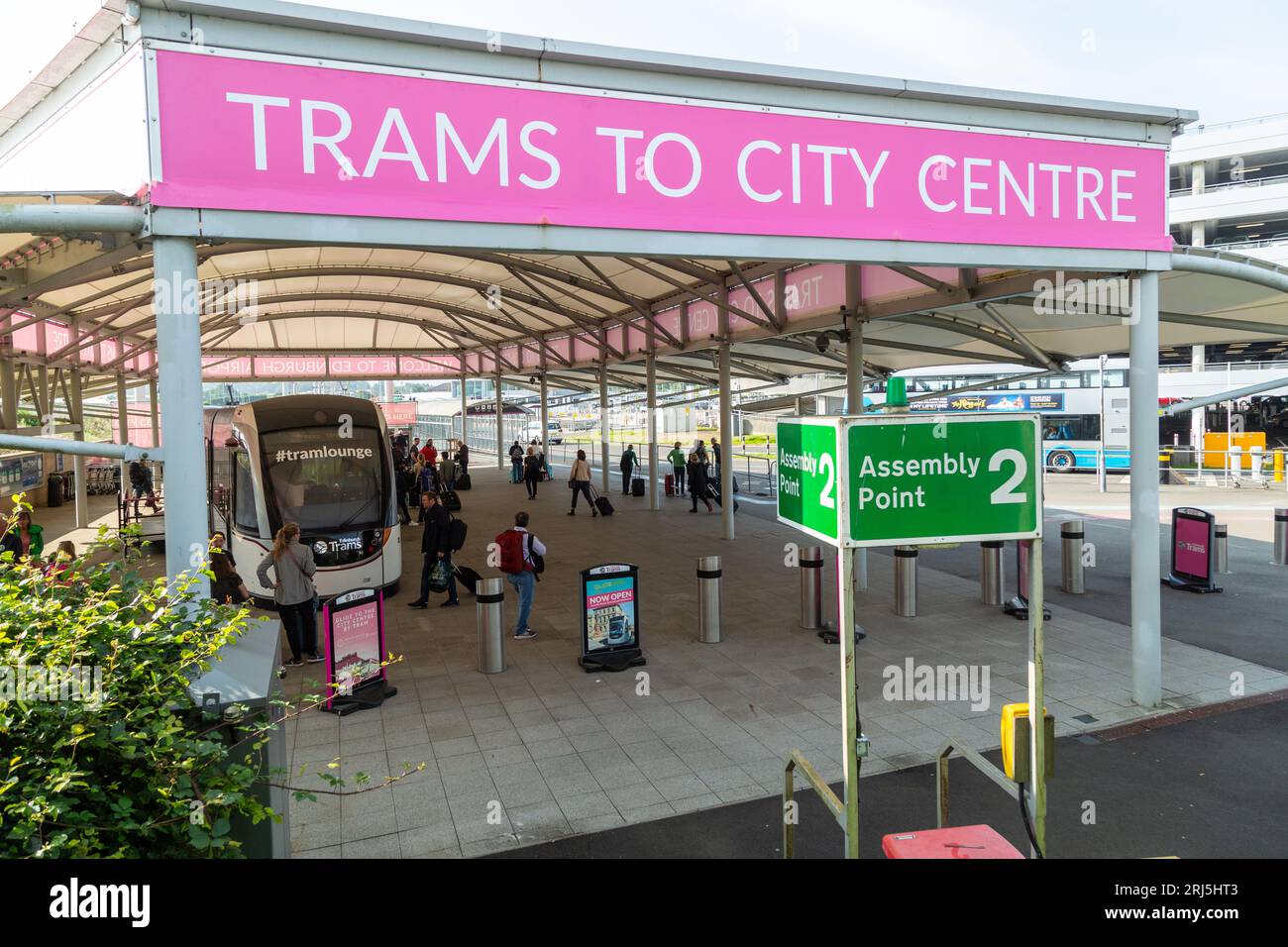Edinburgh Tram stop at Edinburgh Airport Stock Photo - Alamy