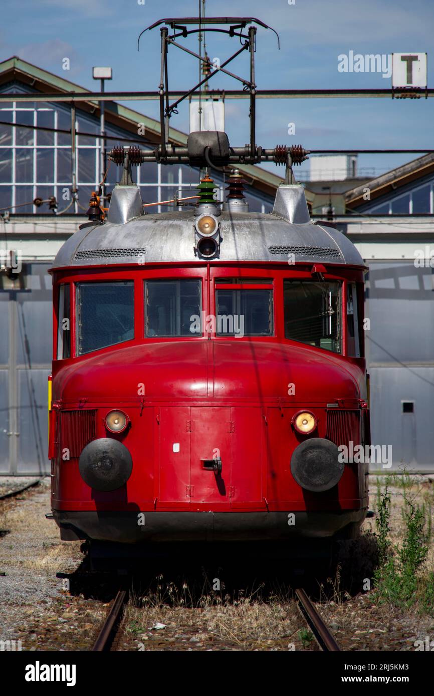 Standing railroad hi-res stock photography and images - Alamy