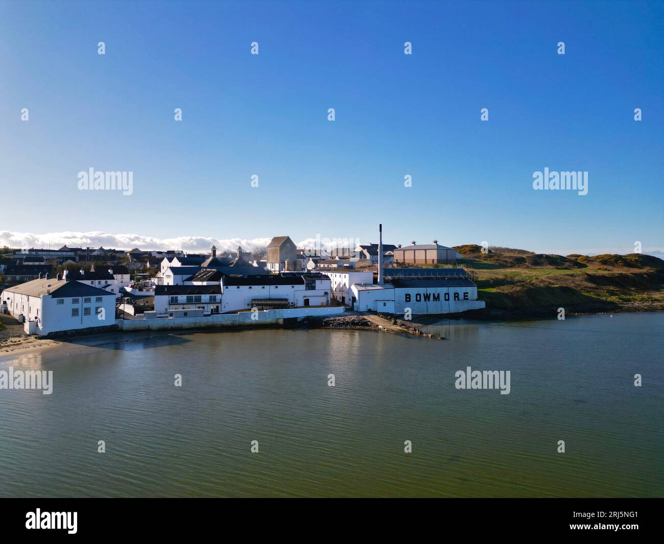 An image of the Bowmore Whisky Distillery located in the town of ...