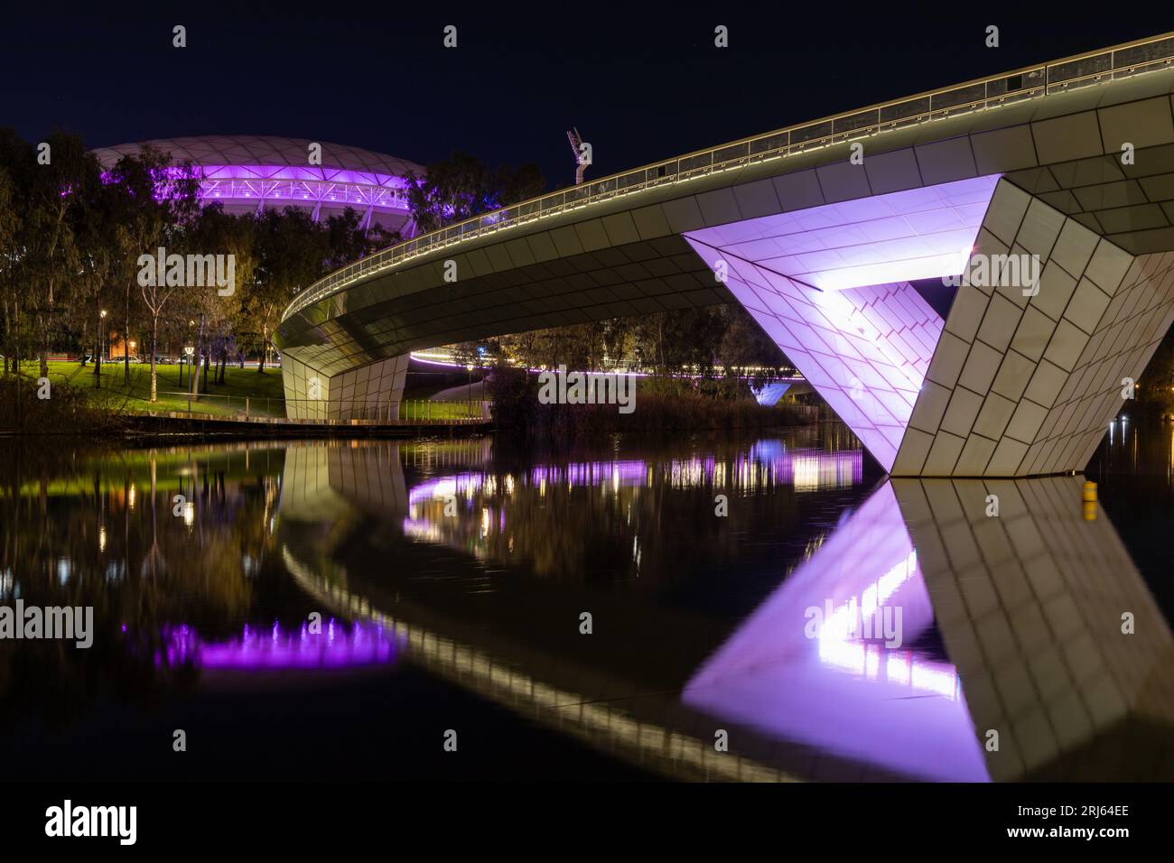 The foot bridge reflecting on the River Torerns in Adelaide South ...