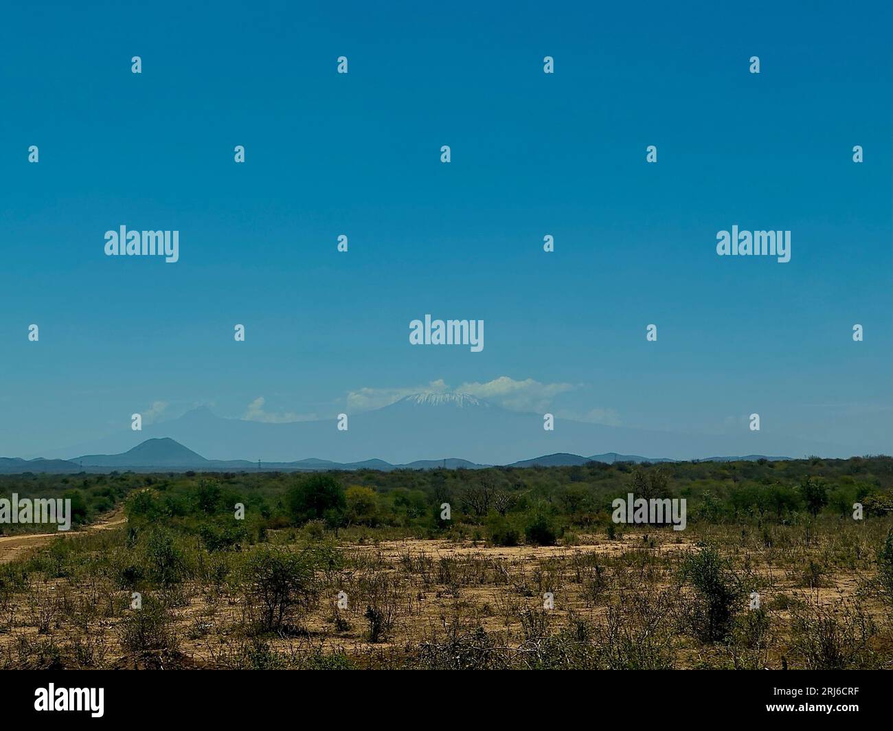 Distant view peak mount kenya hi-res stock photography and images - Alamy