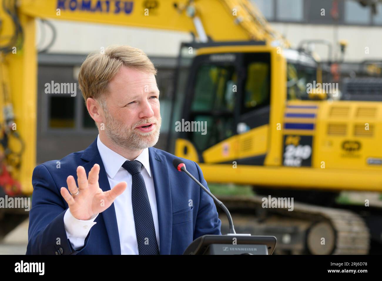 Steaming cage hi-res stock photography and images - Alamy