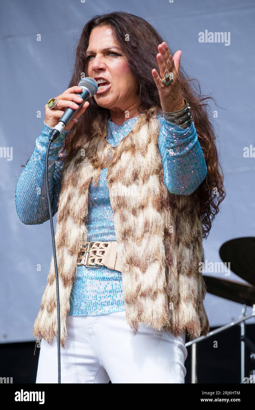 Sari schorr 2023 hi-res stock photography and images - Alamy