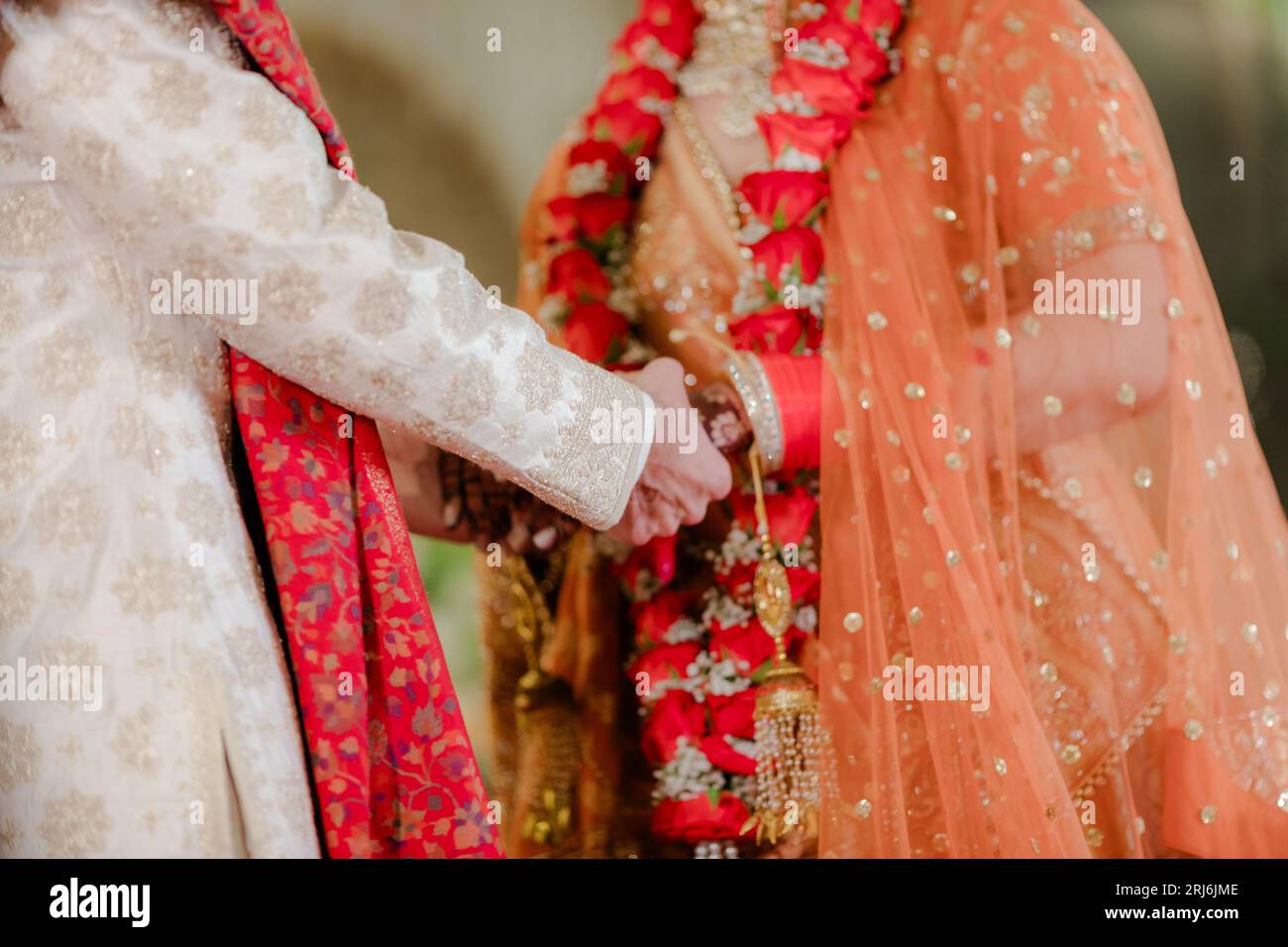 Indian bride groom attire hi-res stock photography and images - Alamy
