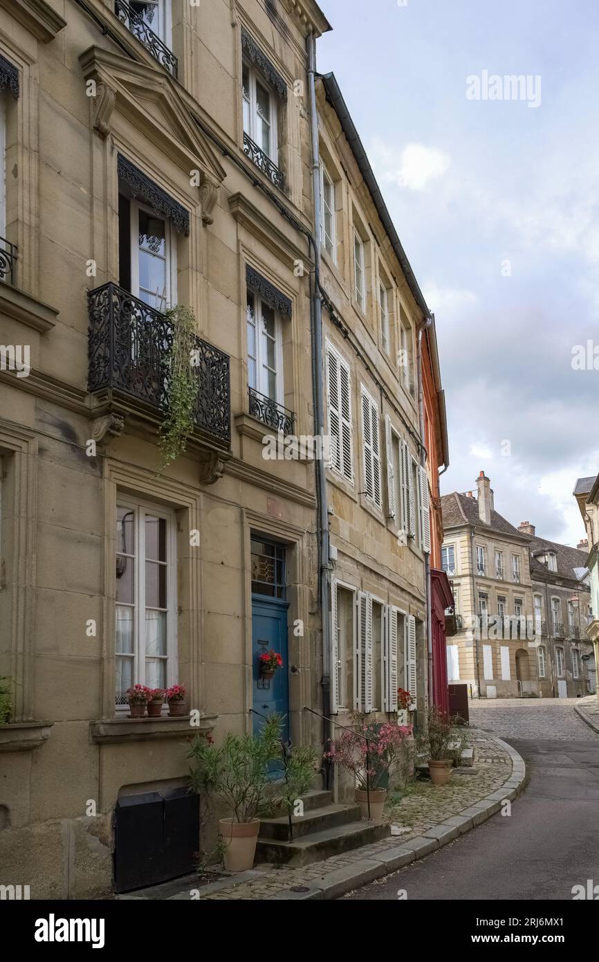 Autun, a medieval city in Burgundy, a typical small street Stock Photo ...