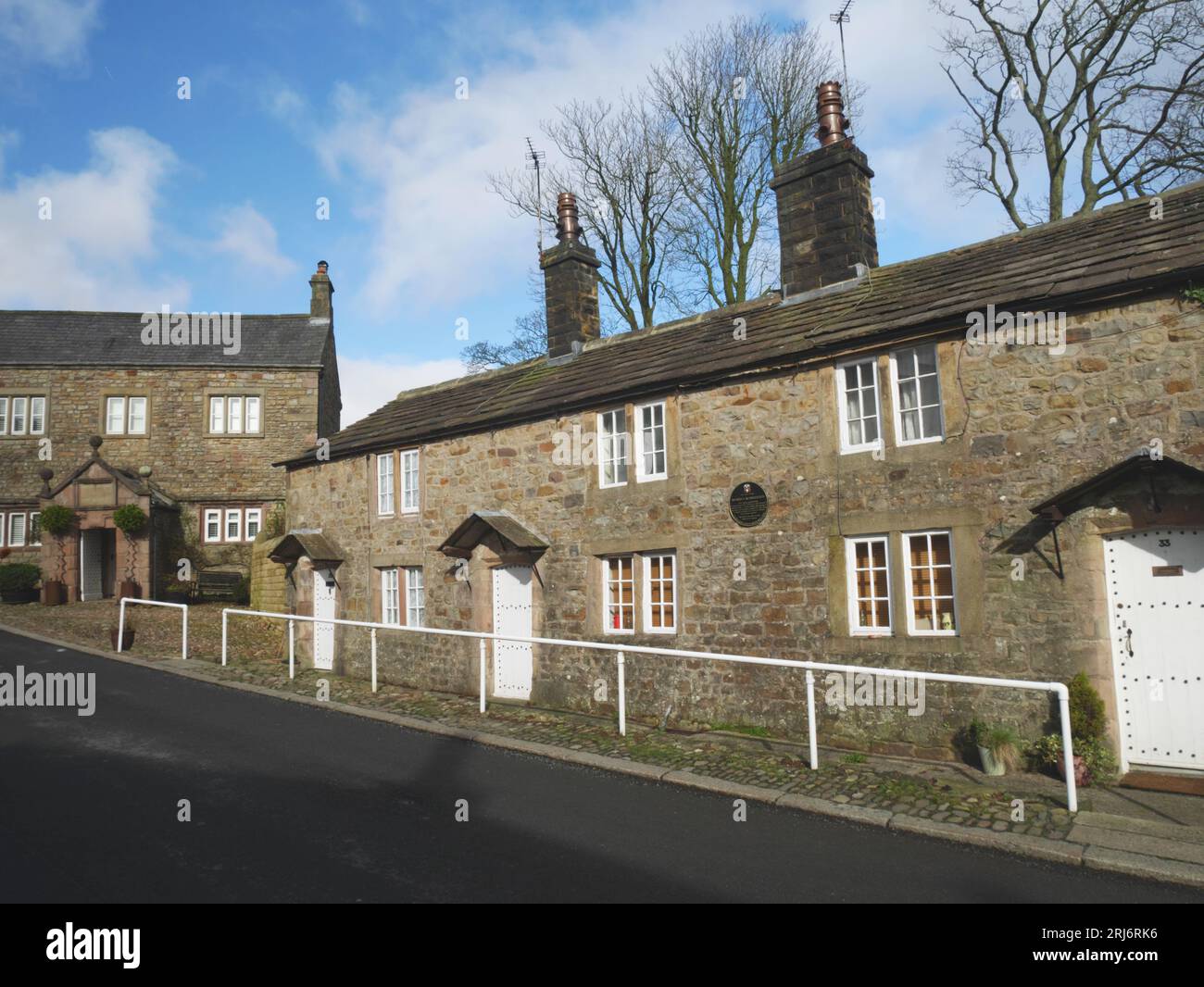 John brabin almshouses hi-res stock photography and images - Alamy