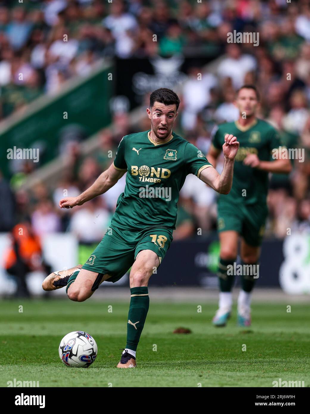 Finn azaz plymouth hi-res stock photography and images - Alamy