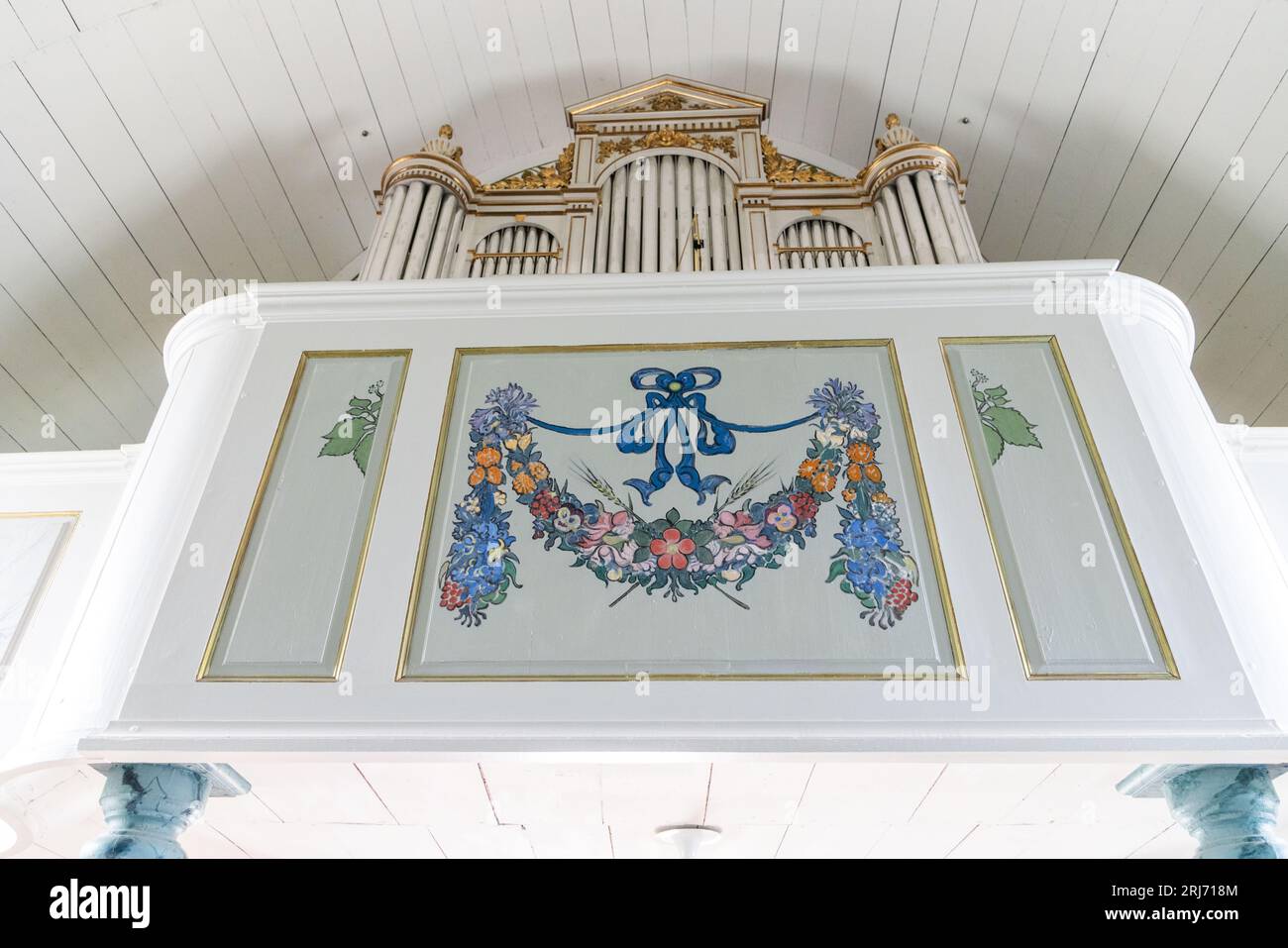 Interior picture, Sundborn Church (In Swedish: Sundborns kyrka), in ...