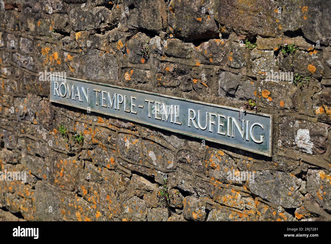 Bilingual sign for Roman Temple - Teml Rufeinig - Site of Roman Temple ...