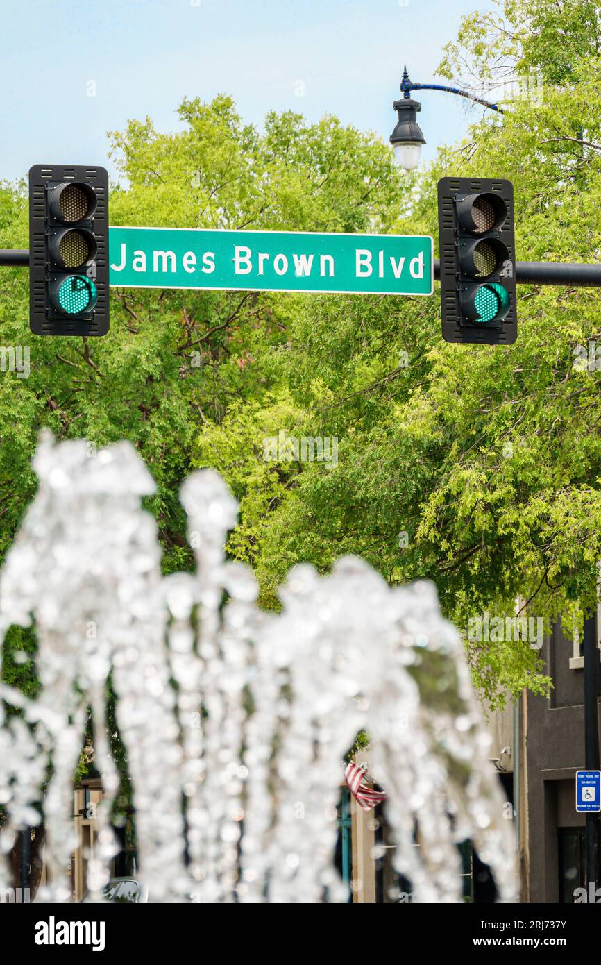 The entertainer sign hi-res stock photography and images - Alamy