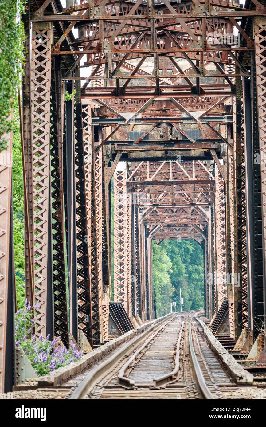 Bascule norfolk southern line hi-res stock photography and images - Alamy