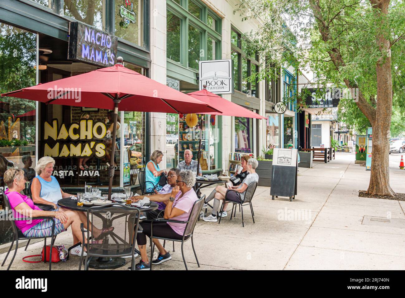 Repurposed store hi-res stock photography and images - Alamy