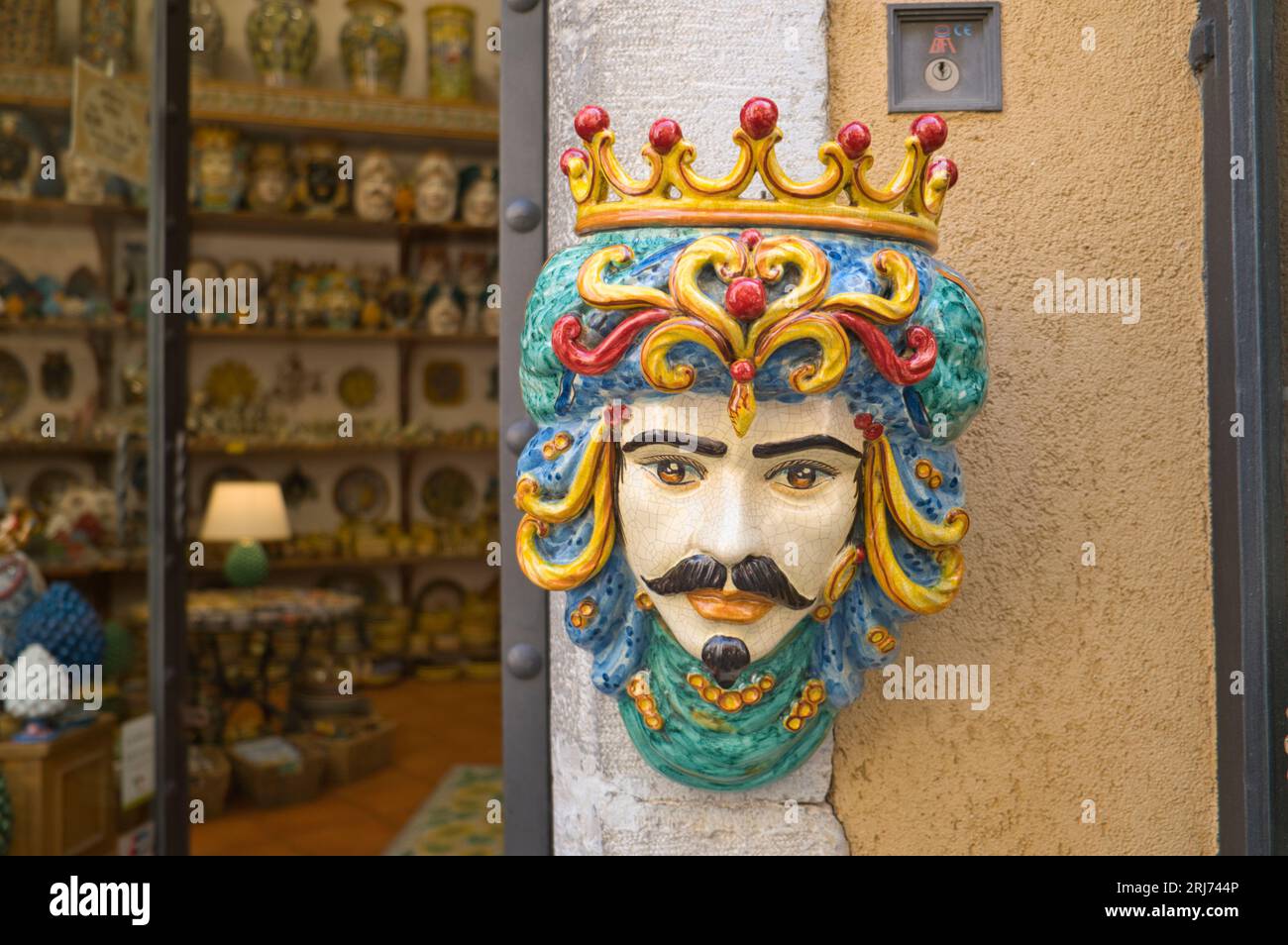 Typical heads of the moors in Taormina, Sicily, Italy Stock Photo - Alamy