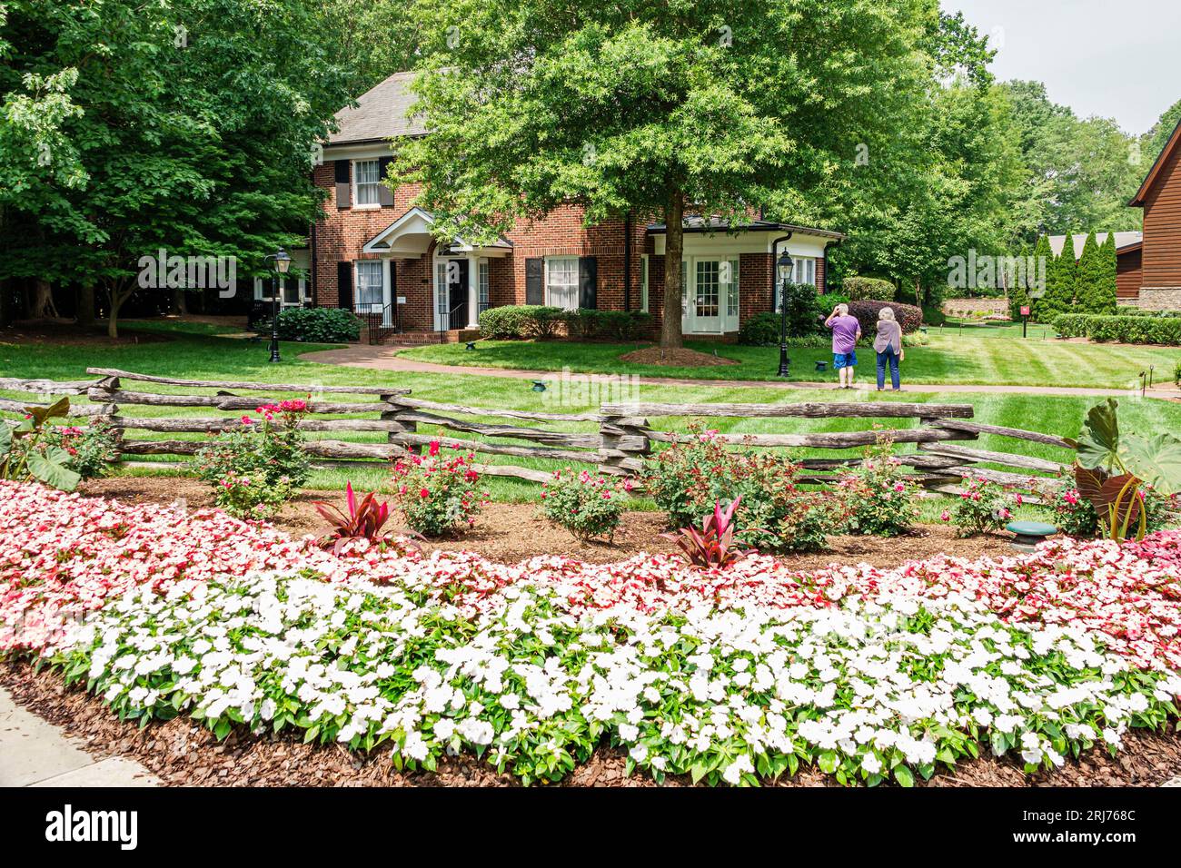 Billy graham home residence house hi-res stock photography and images ...