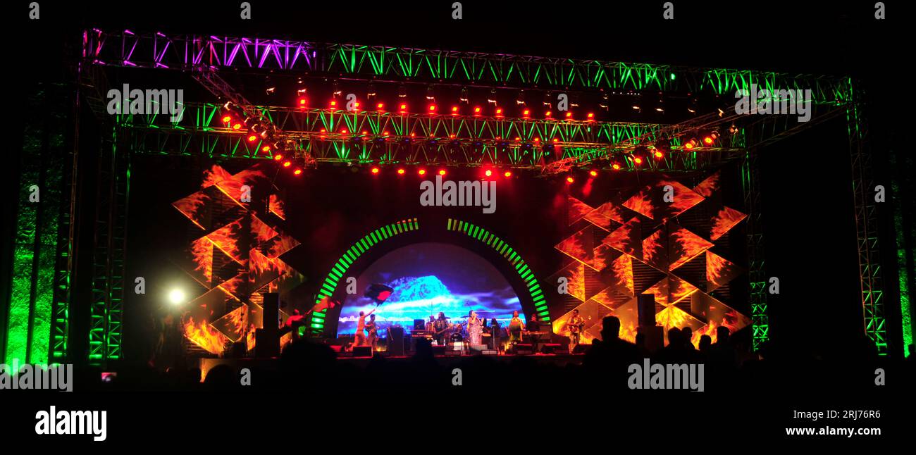 Cricket world cup concert hi-res stock photography and images - Alamy