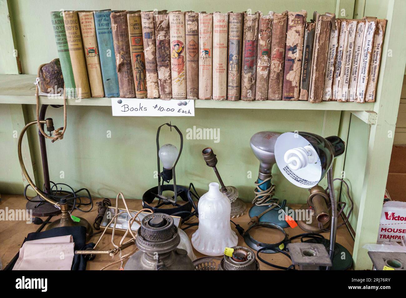 Former hardware general store hi-res stock photography and images - Alamy