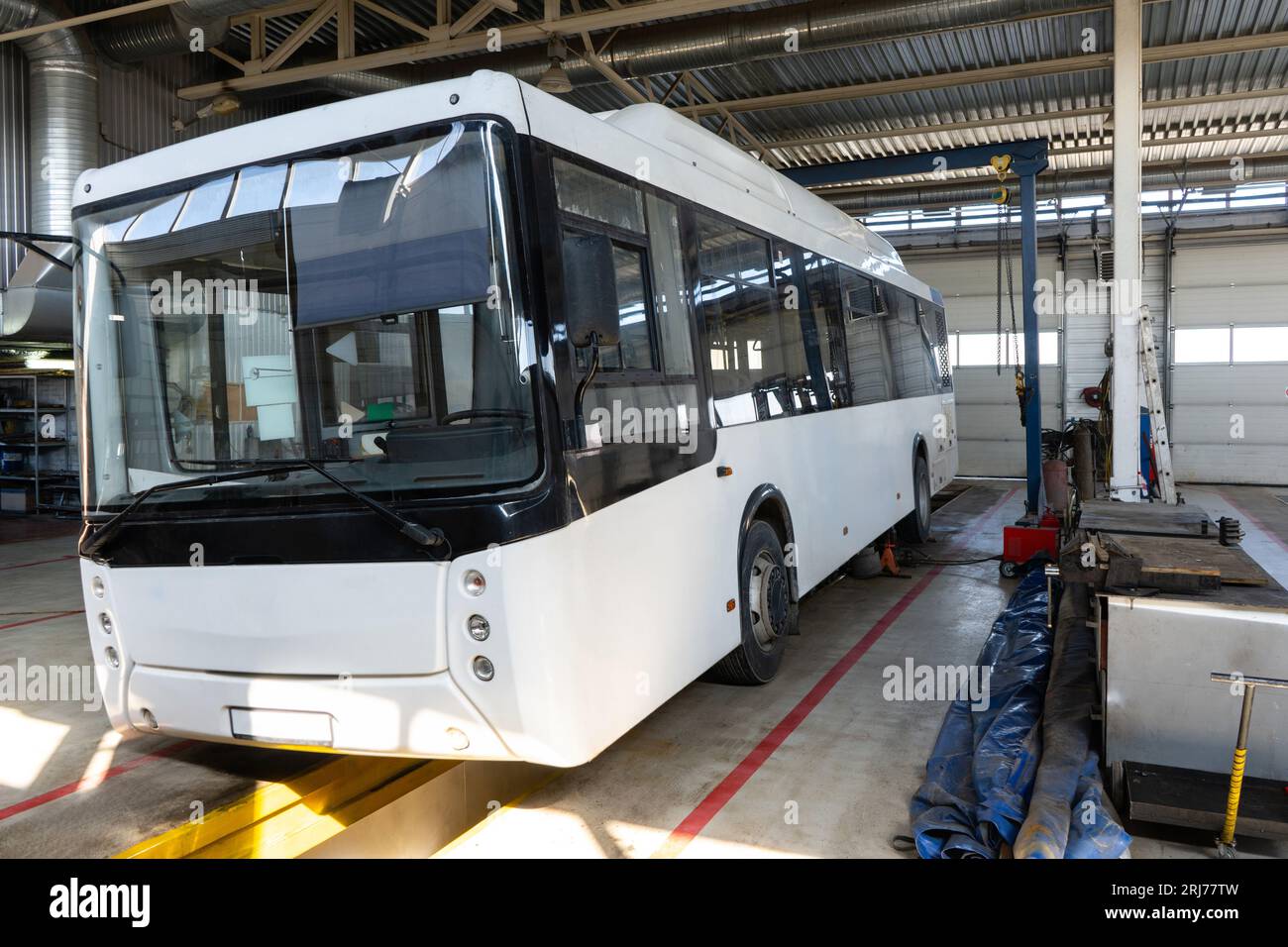 Bus repair station hi-res stock photography and images - Alamy