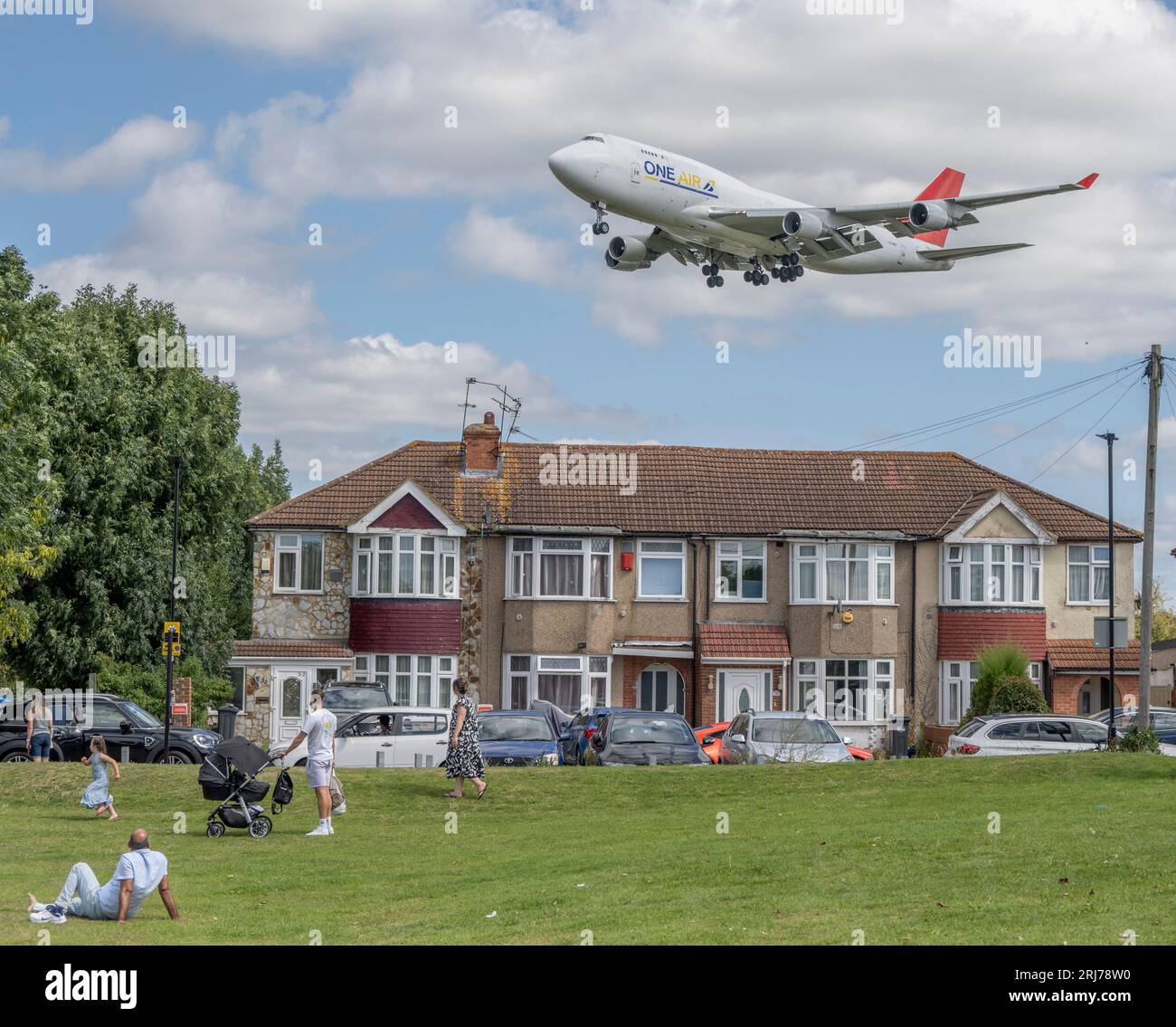 One Air Cargo Boeing 747 on landing approach to Heathrow Airport in ...
